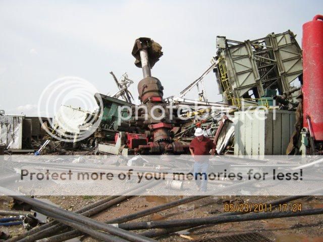 Weather Oil drilling rig takes a direct hit from a tornado, pix ...